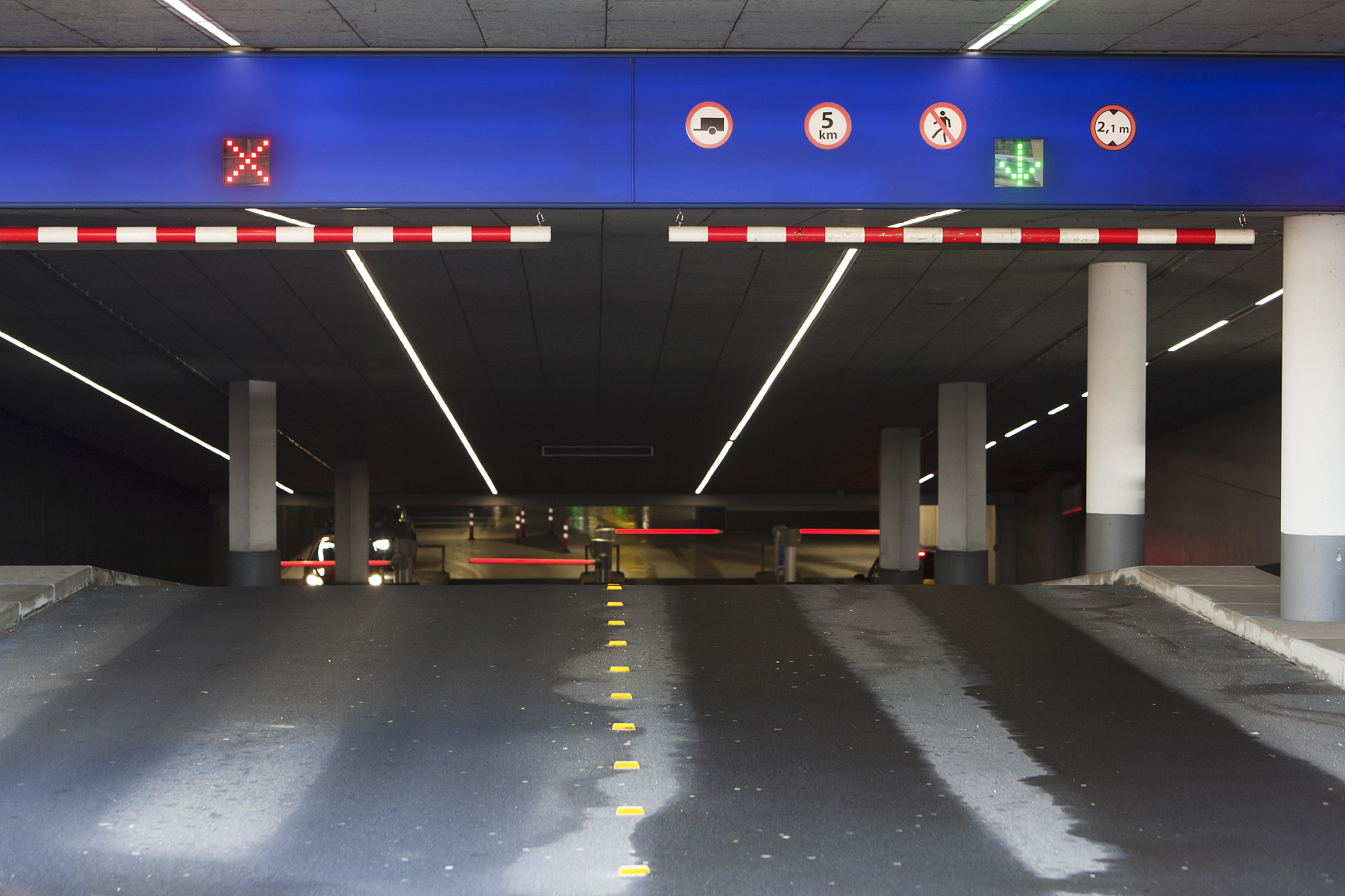 One Entry and One Exit Parking Paper Ticket Charging